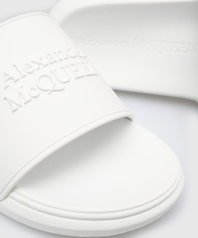 Alexander McQueen - White sliders with textured logo 666983W4QS0 - shop ...