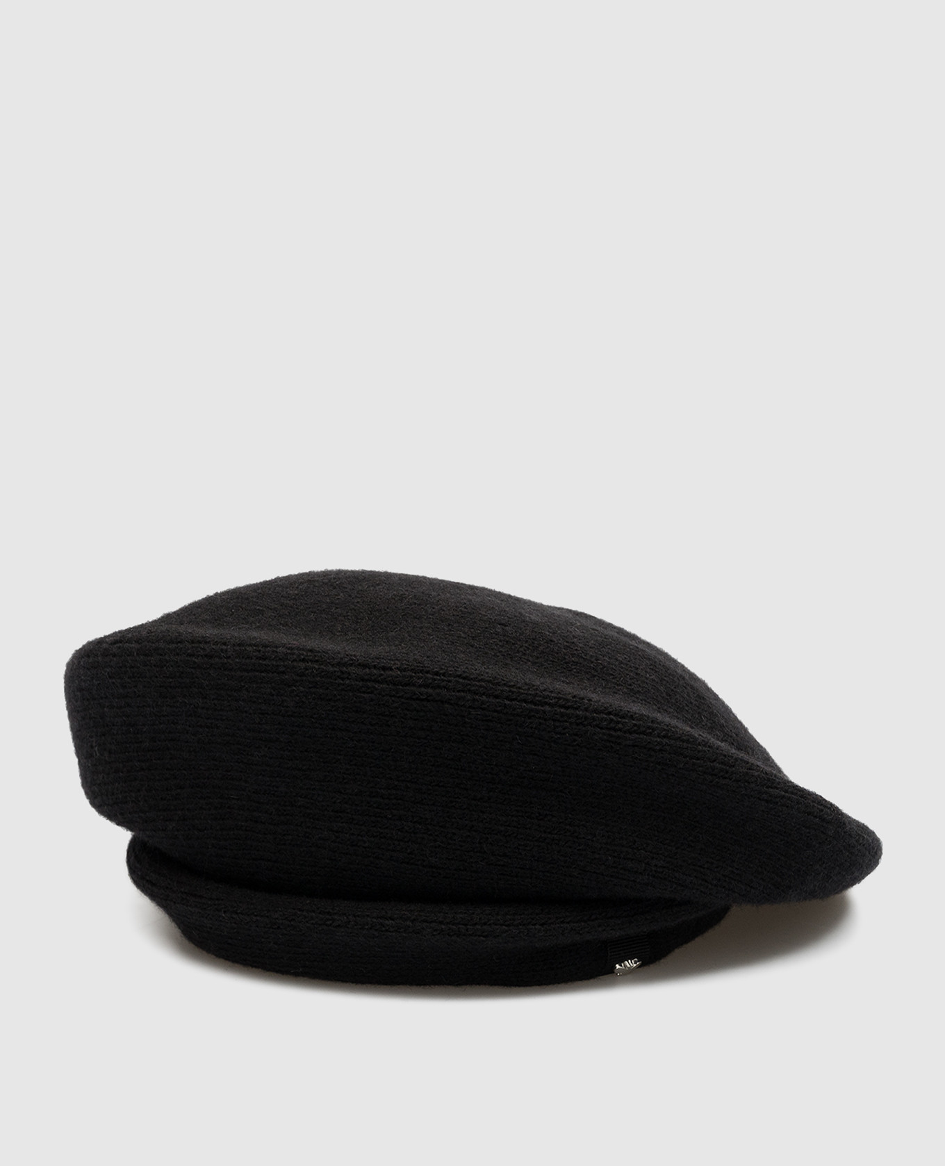 Max Mara Weekend - Black beret with logo SVAGO - shop with European ...